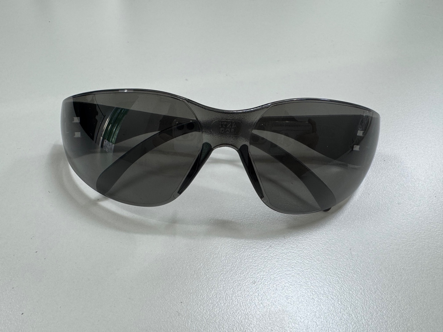 3m 안전 고글 : 3M Virtua 보호 안경 11330-00000-20 회색 김서림 방지 렌즈 - 3M 산업안전스토리 블로그